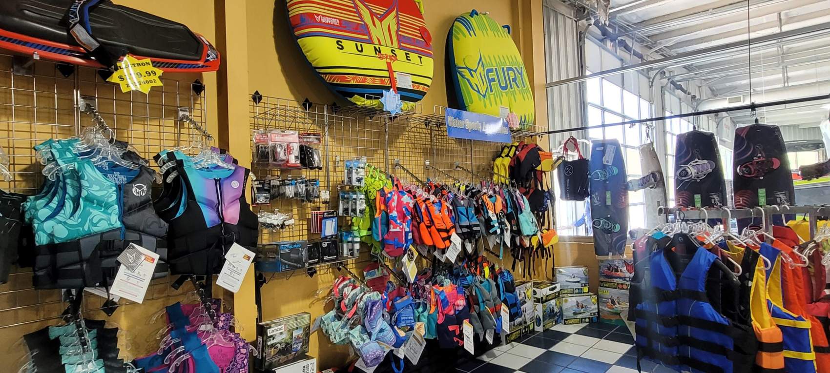 Pro Shop - Lake Cumberland Marine