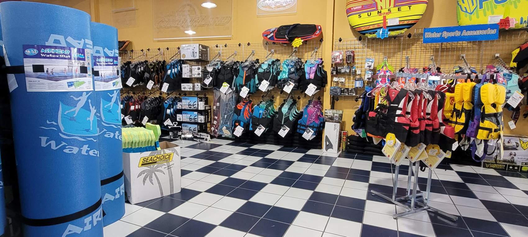 Pro Shop - Lake Cumberland Marine