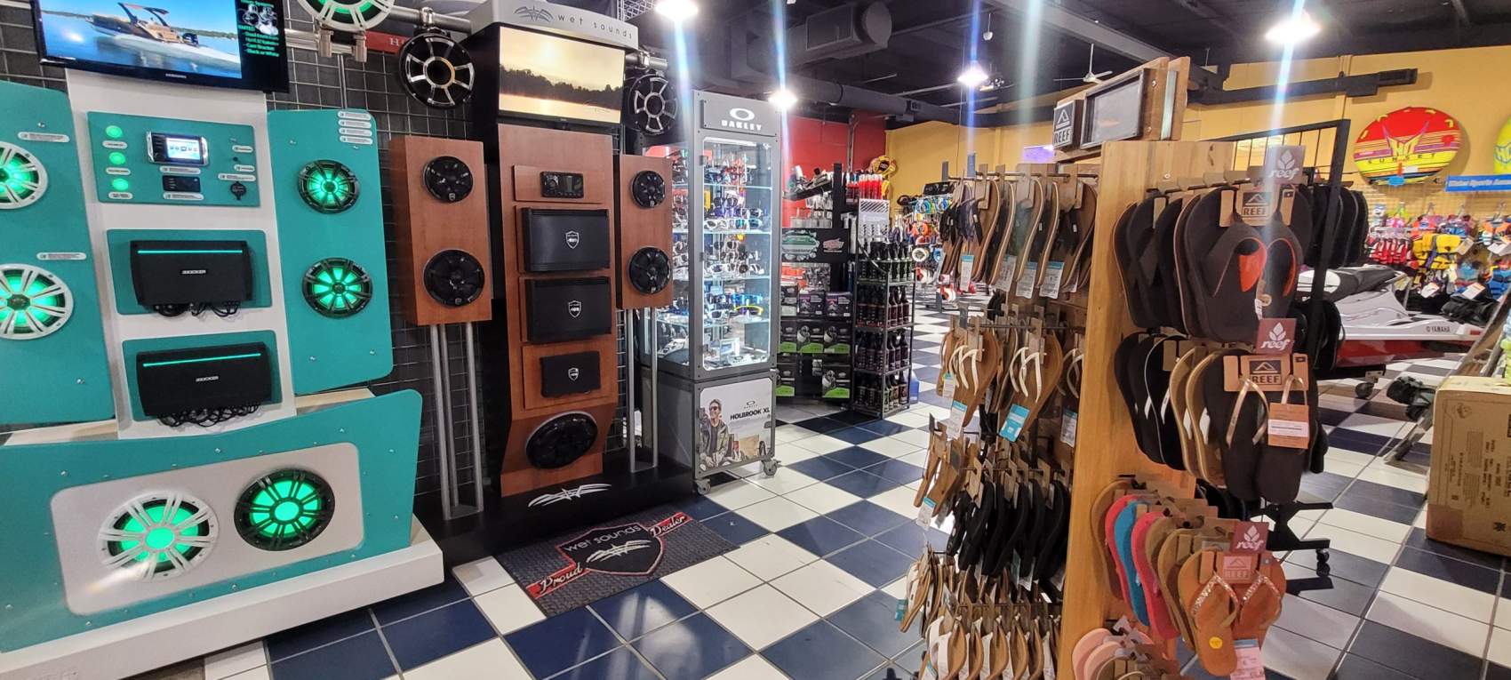 Pro Shop - Lake Cumberland Marine